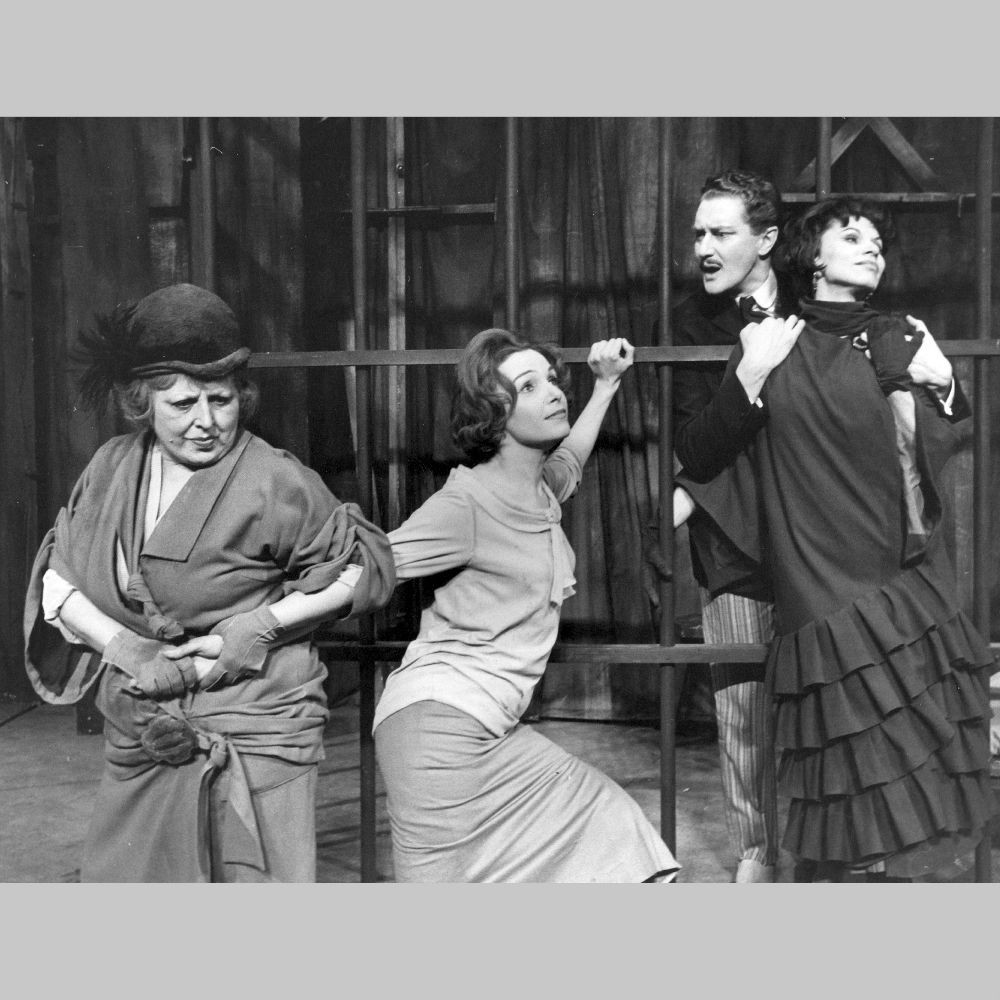 BRECHT EN GRANDE PREMIÈRE AU QUÉBEC